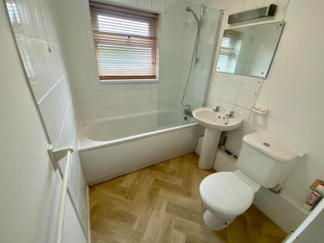 1 bedroom flat for rent in Willes Road, Leamington Spa, Warwickshire, CV32