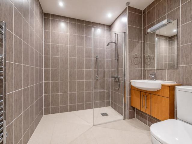 1 bedroom flat for rent in Willesden Lane, London, NW2