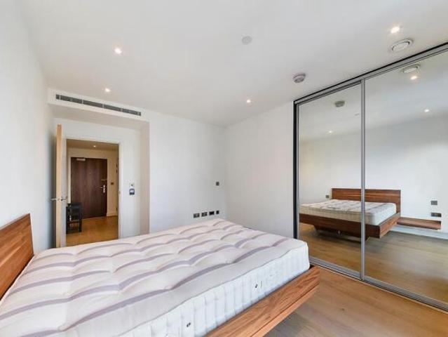 1 bedroom flat for rent in Wiverton Tower, New Drum Street, London, E1