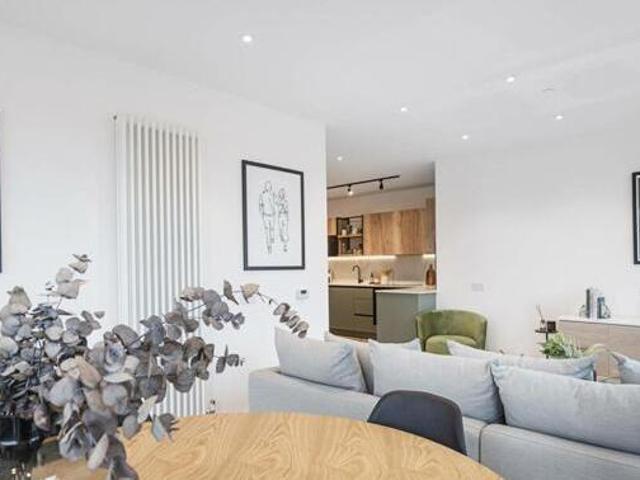 1 Bedroom Flat For Rent In Wood Green, London
