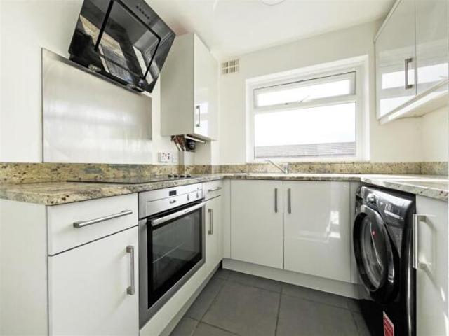 1 bedroom flat for rent in Woodborough Road, Nottingham, NG3
