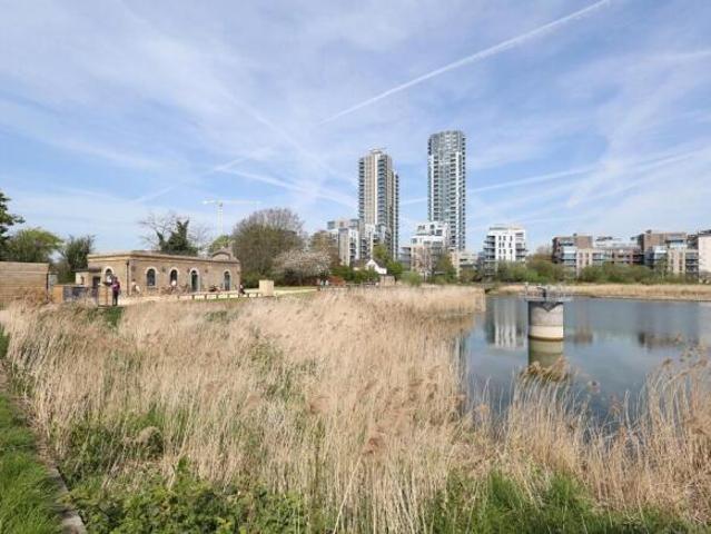 1 bedroom flat for rent in Woodberry Down London N4