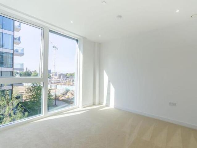 1 bedroom flat for rent in Woodberry Down, Manor House, London, N4