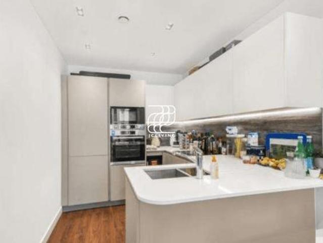 1 bedroom flat for rent in Woodberry Down, N4