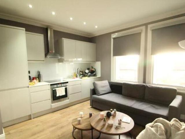 1 Bedroom Flat For Rent In Woodford Green