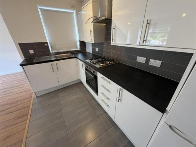 1 bedroom flat for rent in Woodfield Drive, East Barnet, EN4