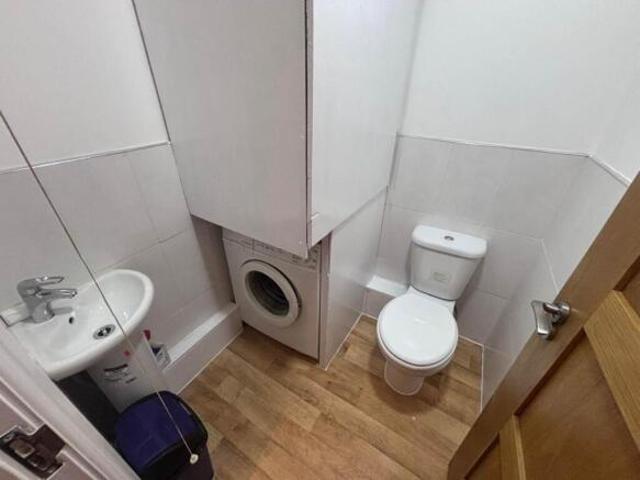 1 bedroom flat for rent in Woodleigh Hall Mews, Knott Lane, Rawdon, LS19
