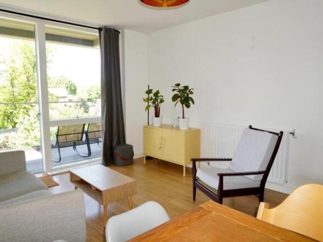 1 bedroom flat for rent in Woods Road, Peckham, London, SE15