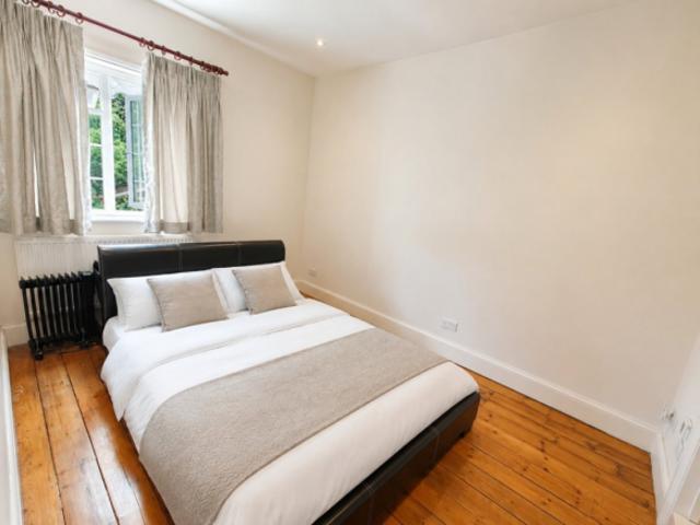 1 bedroom flat for rent in Woodstock Avenue, Golders Green, NW11
