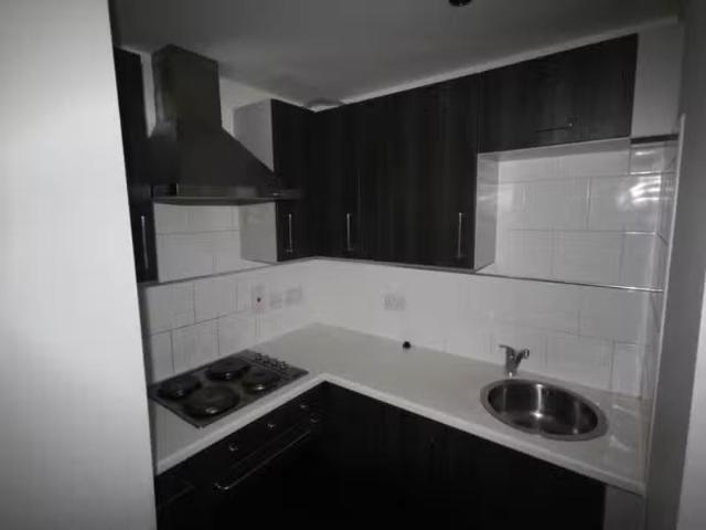 1 bedroom flat for rent in Woolston Warehouse, Grattan Road.