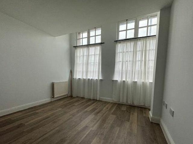 1 Bedroom Flat For Rent In Wolverton