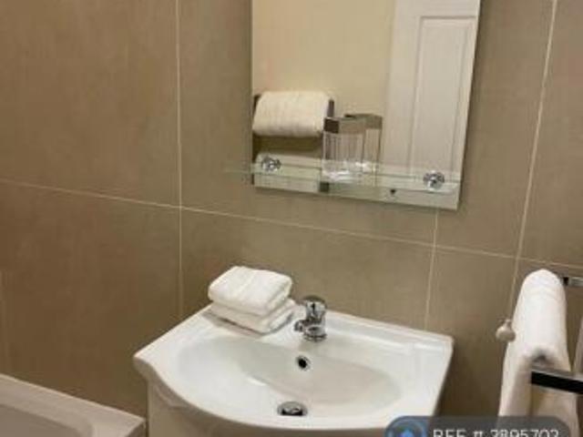 1 bedroom flat for rent in Worthing Rd, Southsea, PO5