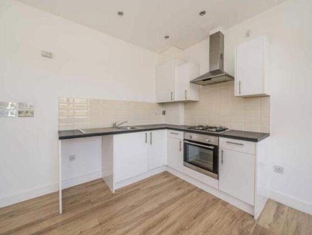 1 bedroom flat for rent in Worsley Bridge Road, Lower Sydenham, SE26