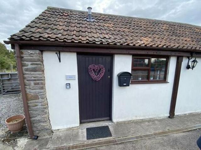 1 Bedroom Flat For Rent In Wotton Road