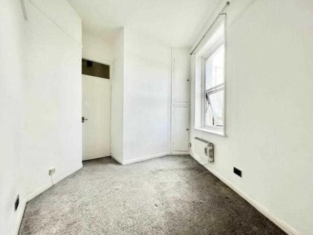 1 bedroom flat for rent in Wrotham Road, Broadstairs, Kent, CT10