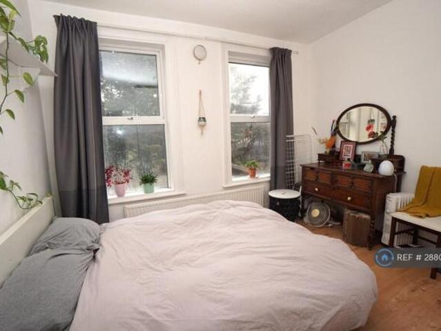 1 bedroom flat for rent in Wray Crescent, London, N4