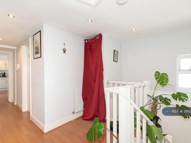 1 bedroom flat for rent in Wyndham Road, Camberwell, SE5