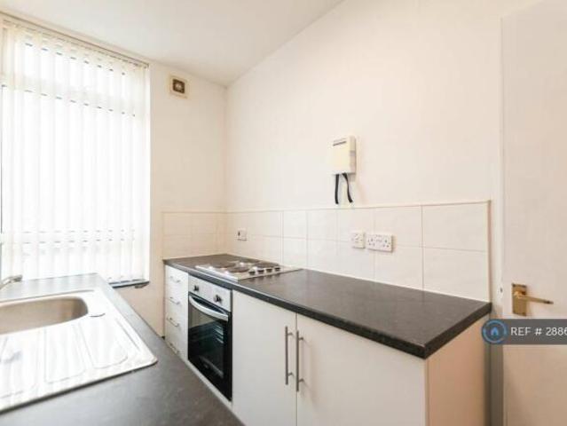 1 bedroom flat for rent in Wyresdale Road, Bolton, BL1