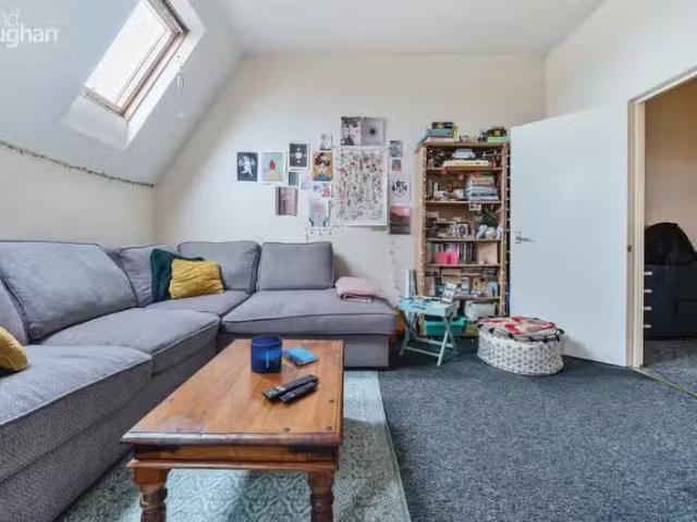 1 bedroom flat for rent in York Road, Hove, East Susinteractio.