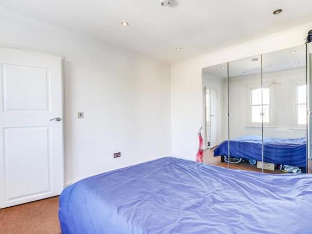 1 bedroom flat for rent in York Road, London, W3