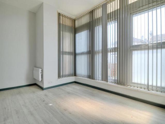 1 bedroom flat for rent in York Road, Southend on sea, SS1
