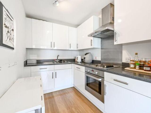 1 bedroom flat for rent in York Way, King's Cross, London, N1C