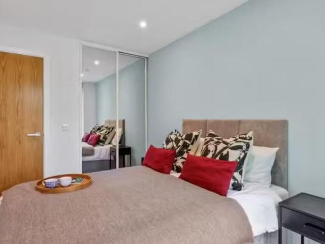 1 bedroom flat for rent in A41, Castle Park View, Castle Stree.