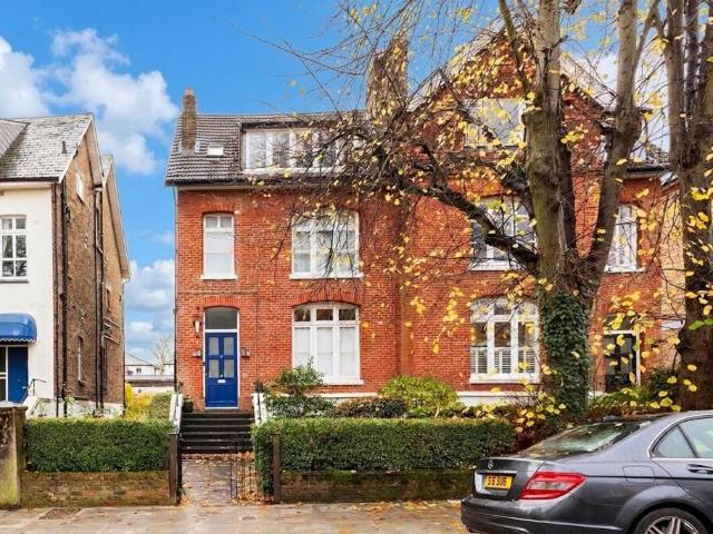 1 bedroom flat for rent in Acol Road, London, NW6