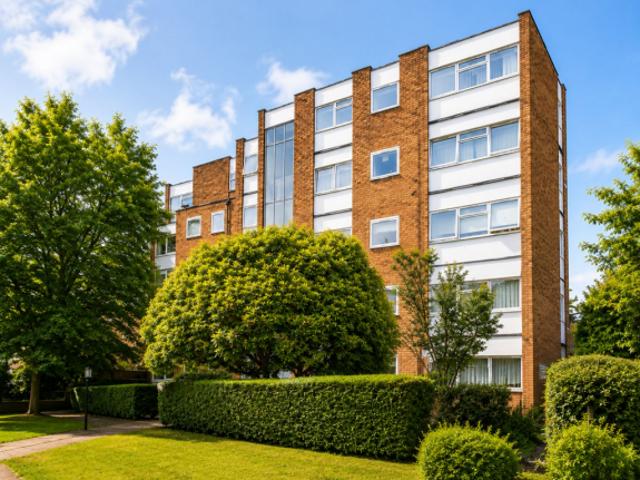1 bedroom flat for rent in Acol Road, South Hampstead, NW6