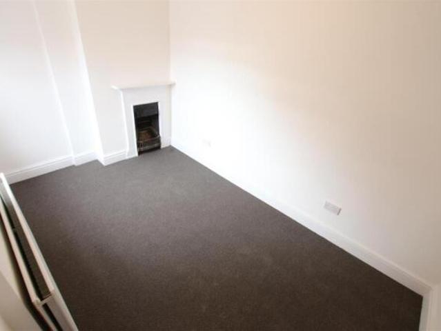 2 bedroom flat for rent in Abington Grove, Northampton, NN1