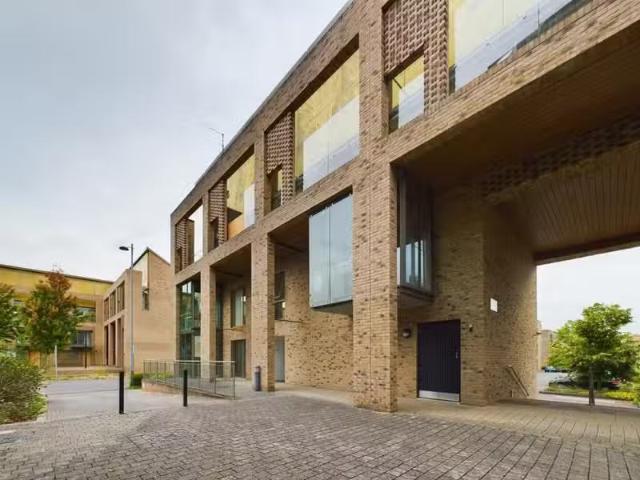 1 bedroom flat for rent in Addenbrooke's Road, Trumpington, CB2