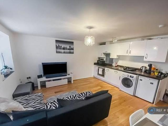 1 bedroom flat for rent in Adelaide Lane Bournemouth BH1