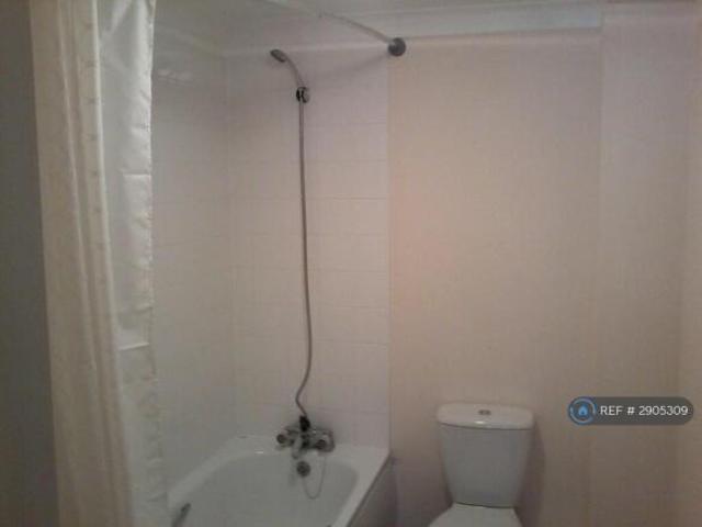1 bedroom flat for rent in Adeline Road, Bournemouth, BH5