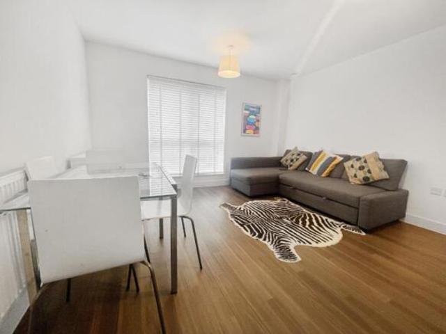 1 bedroom flat for rent in Adenmore Road, London, SE6