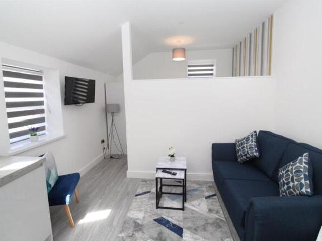 1 bedroom flat for rent in Albany Road, Roath, Cardiff, CF24 3NU, CF24