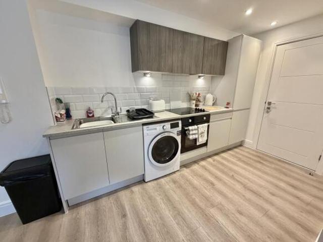 1 bedroom flat for rent in Albert Road, Bournemouth, BH1