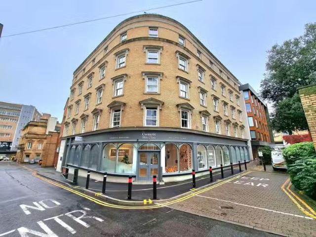 1 bedroom flat for rent in Albert Road, Bournemouth, Dorset.