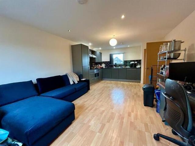 1 bedroom flat for rent in Albert Road, Sheffield, S8