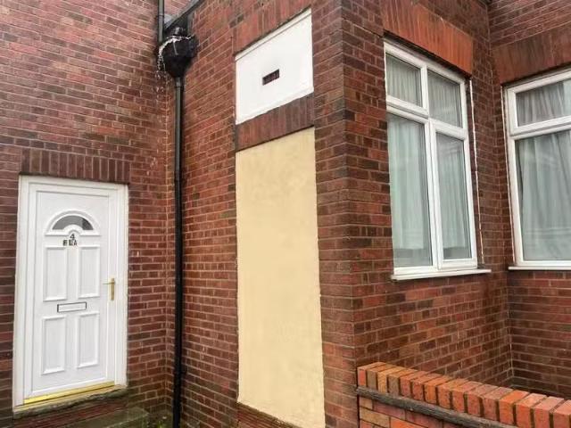1 bedroom flat for rent in Albion Court, Commonside, Brierley.