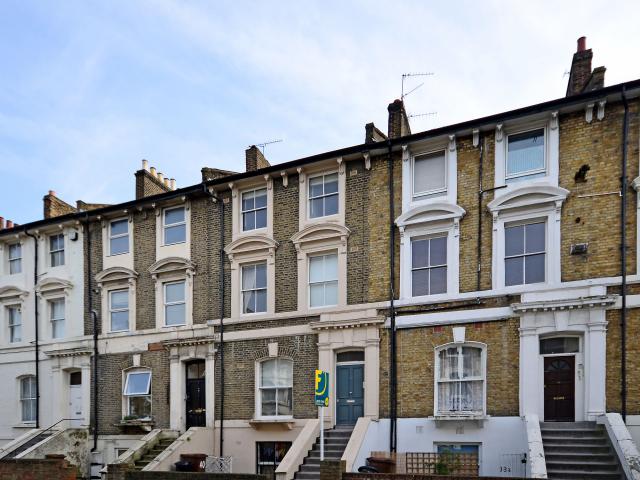1 Bedroom Flat for Rent in Albion Road | Foxtons