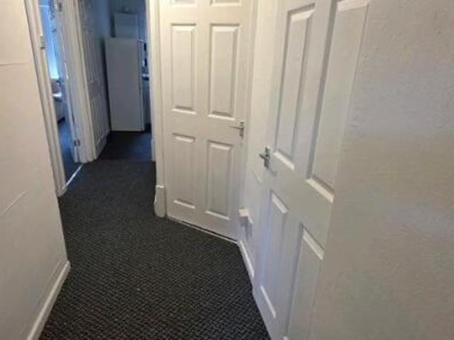 1 bedroom flat for rent in Aldborough Close, Manchester, M20