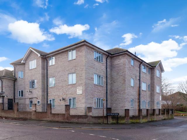 1 bedroom Flat for rent in Alden Crescent, Headington, OX3