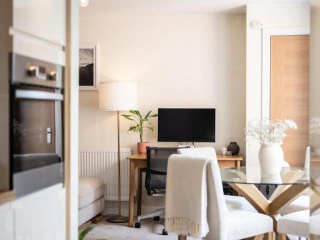 1 bedroom flat for rent in Alexander Place, Southampton, SO17