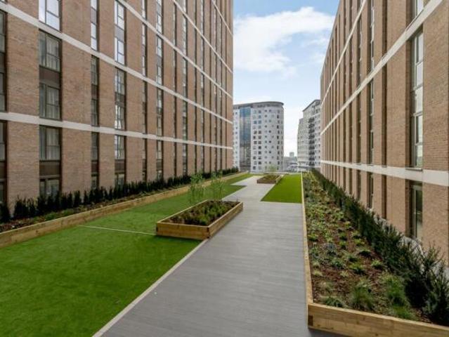 1 bedroom flat for rent in Allegro, Exchange Square B4