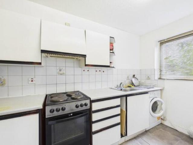 1 bedroom flat for rent in Alpha Street South, Slough, Berkshire, SL1
