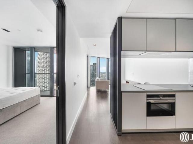 1 bedroom flat for rent in Amory Tower, Marsh Wall, E14