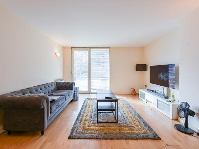 1 Bedroom Flat for Rent in Amazon Apartments, New River Avenue, London, N8 7QE | Foxtons