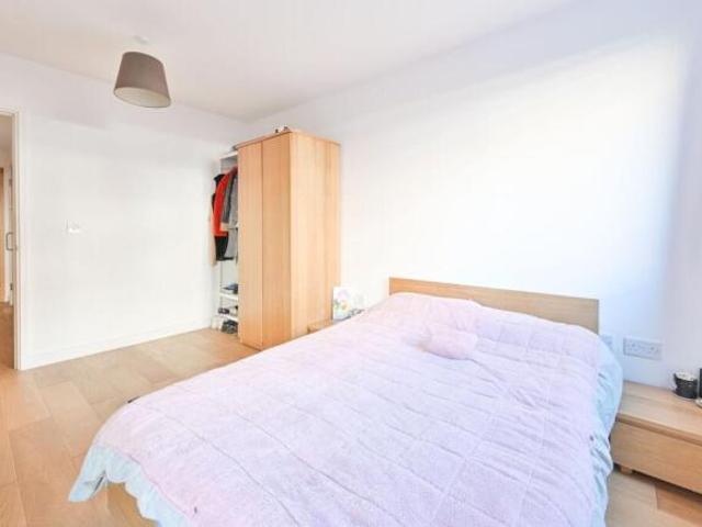 1 bedroom flat for rent in Amelia Street, Elephant and Castle, London, SE17