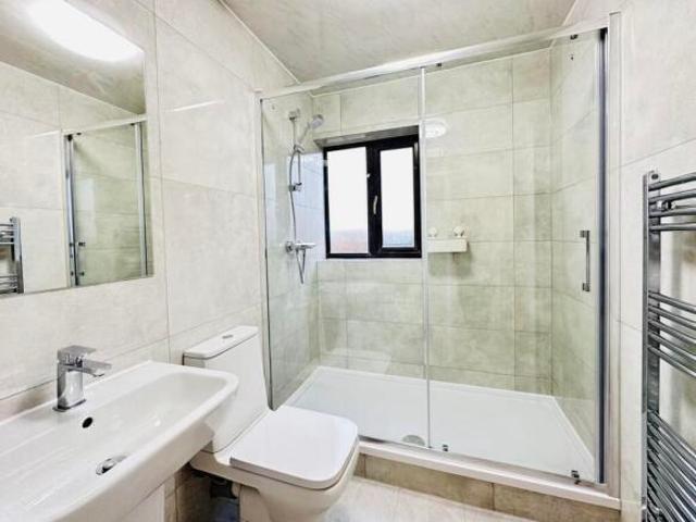 1 bedroom flat for rent in Amsterdam Road, Tower Hamlets, London, E14