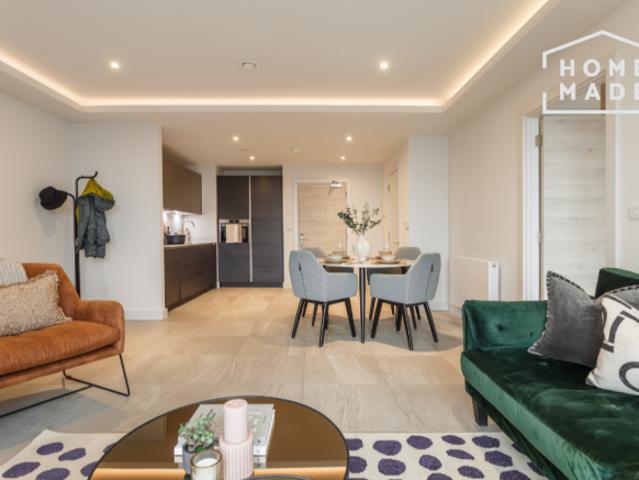 1 bedroom flat for rent in Angel Gardens, M4